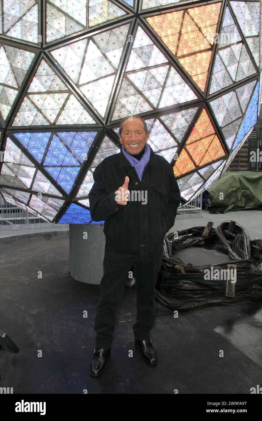 New York, New York, USA. 27th Dec, 2023. New York, New York . Singer ...