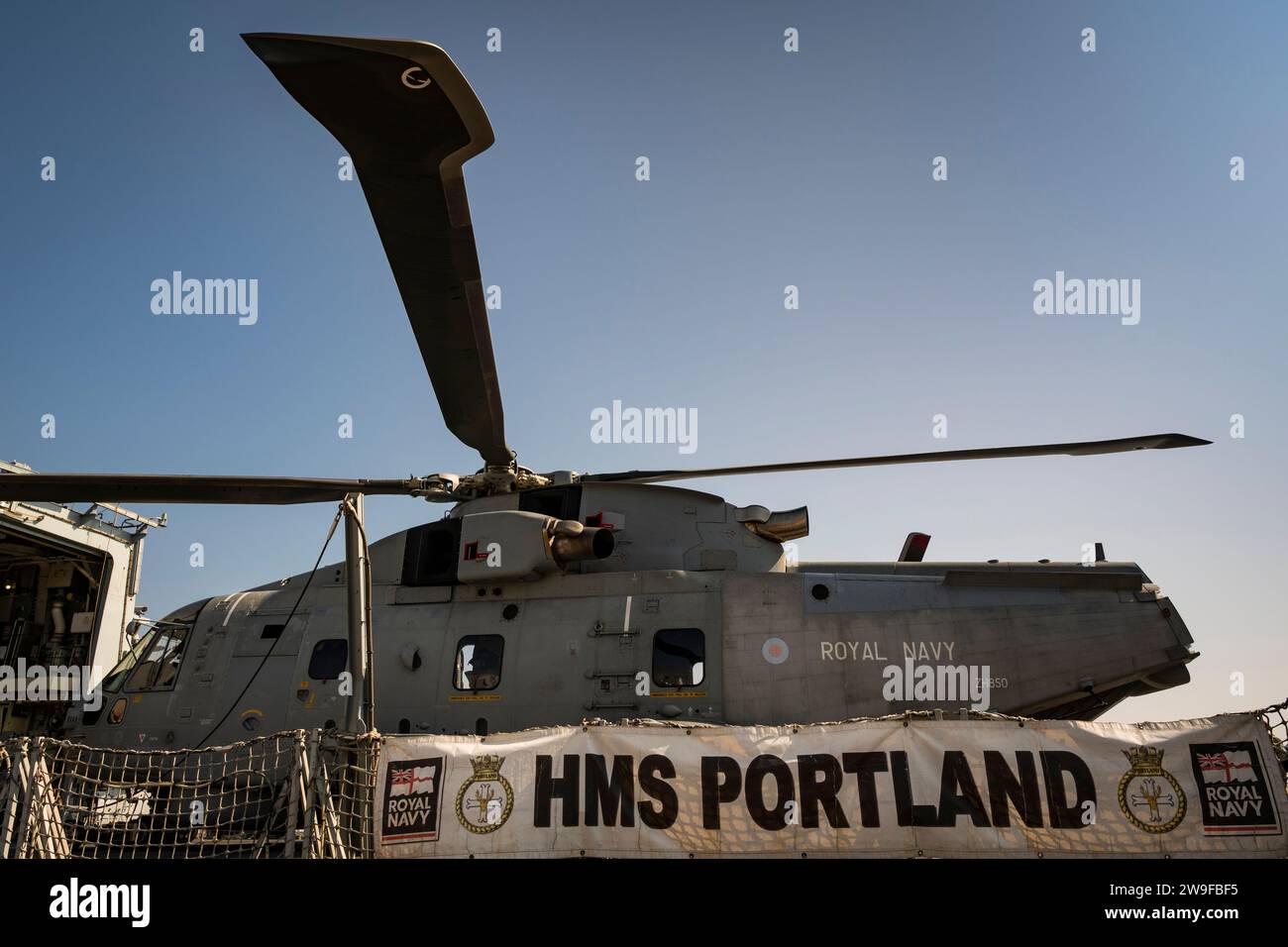 Royal Navy Duke-class antisubmarine frigate HMS Portland during Fleet ...