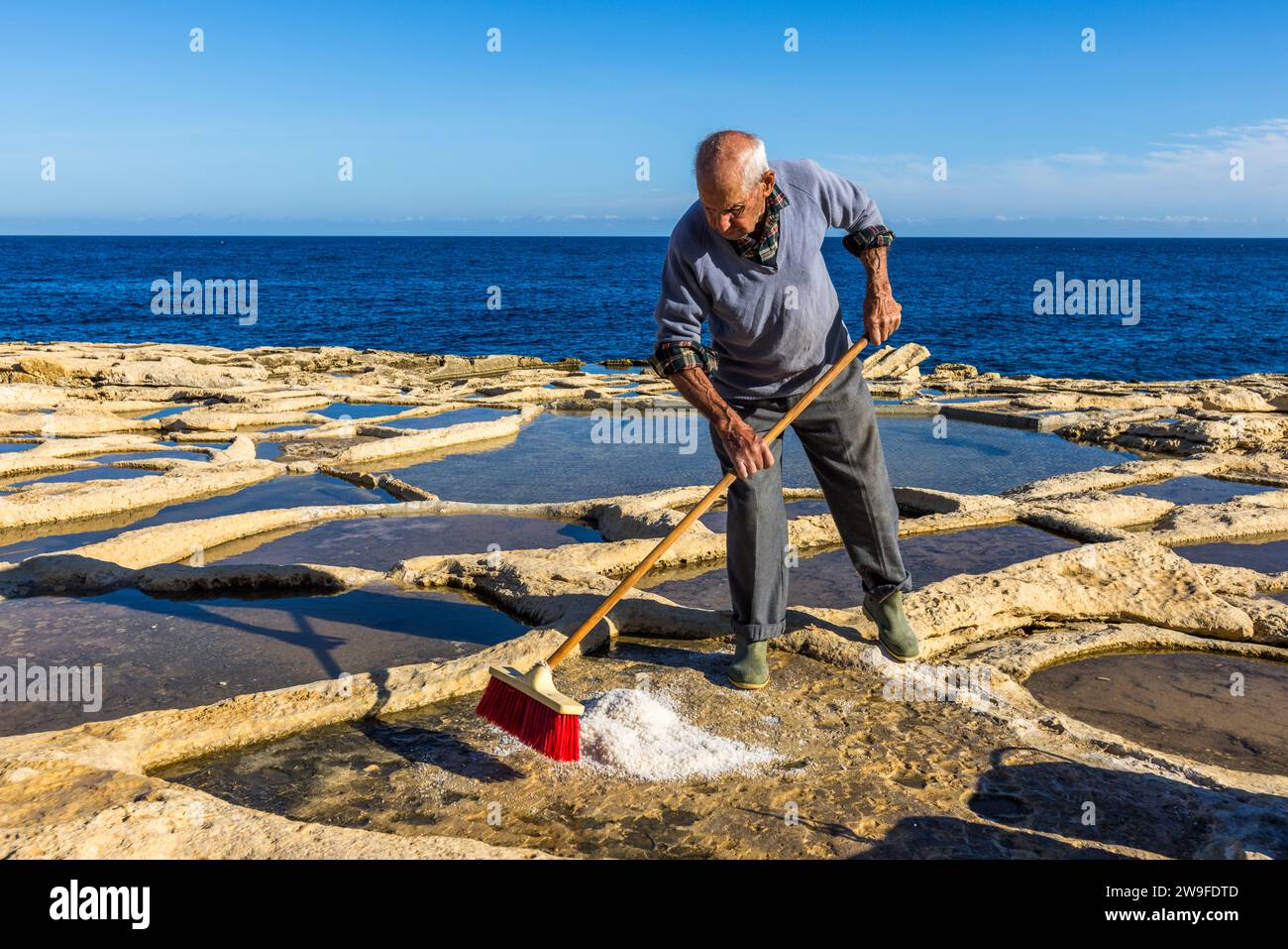 Salt harvesting hi-res stock photography and images - Alamy