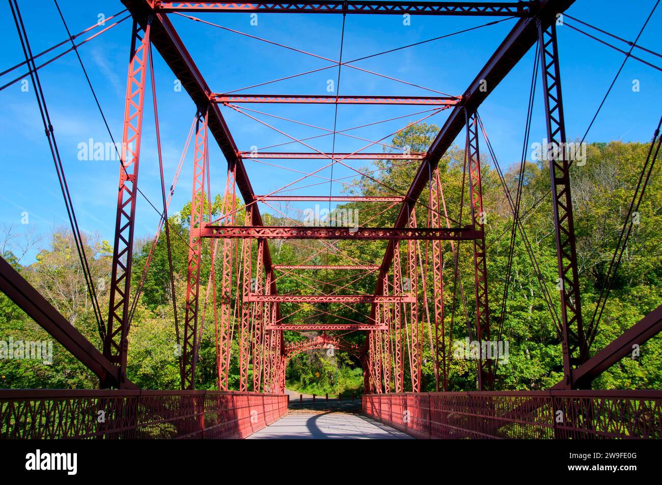 Falls Bridge (Lovers Leap Bridge), Lovers Leap State Park, Connecticut ...