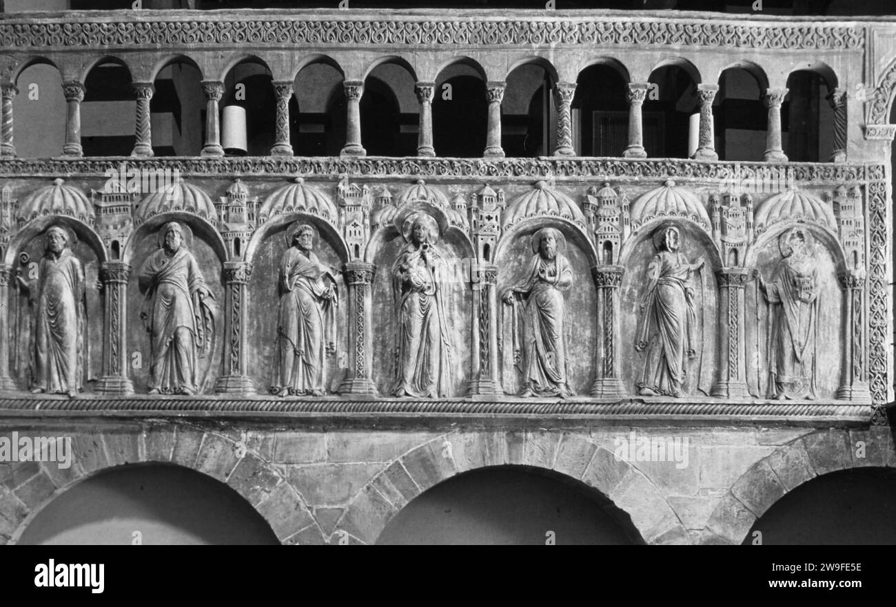 Choir tower Black and White Stock Photos & Images - Alamy