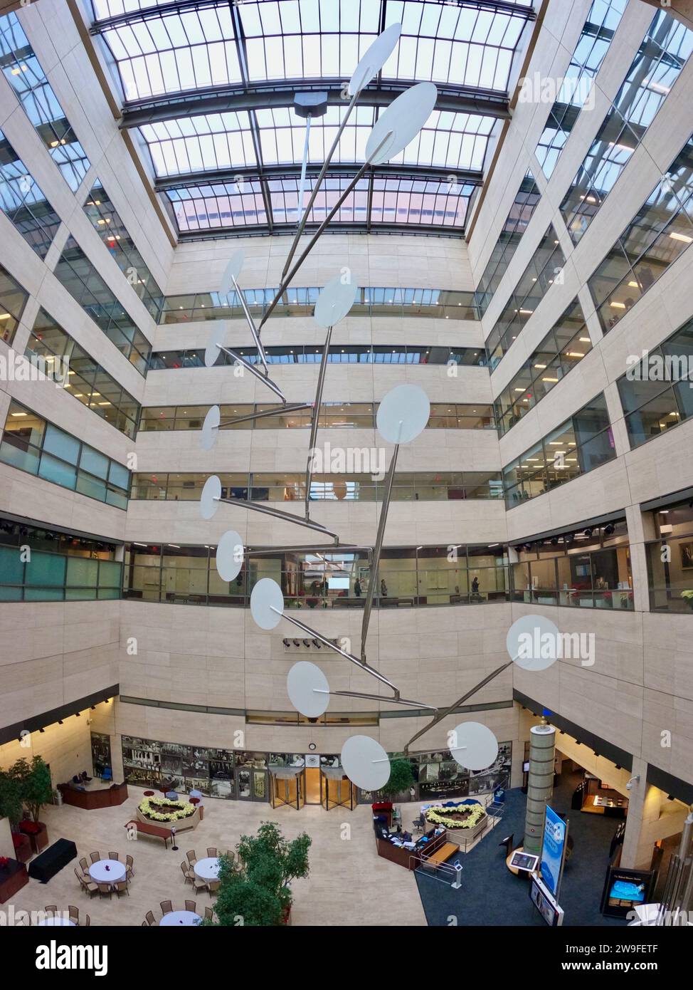 Artwork of alexander calder hi-res stock photography and images - Alamy