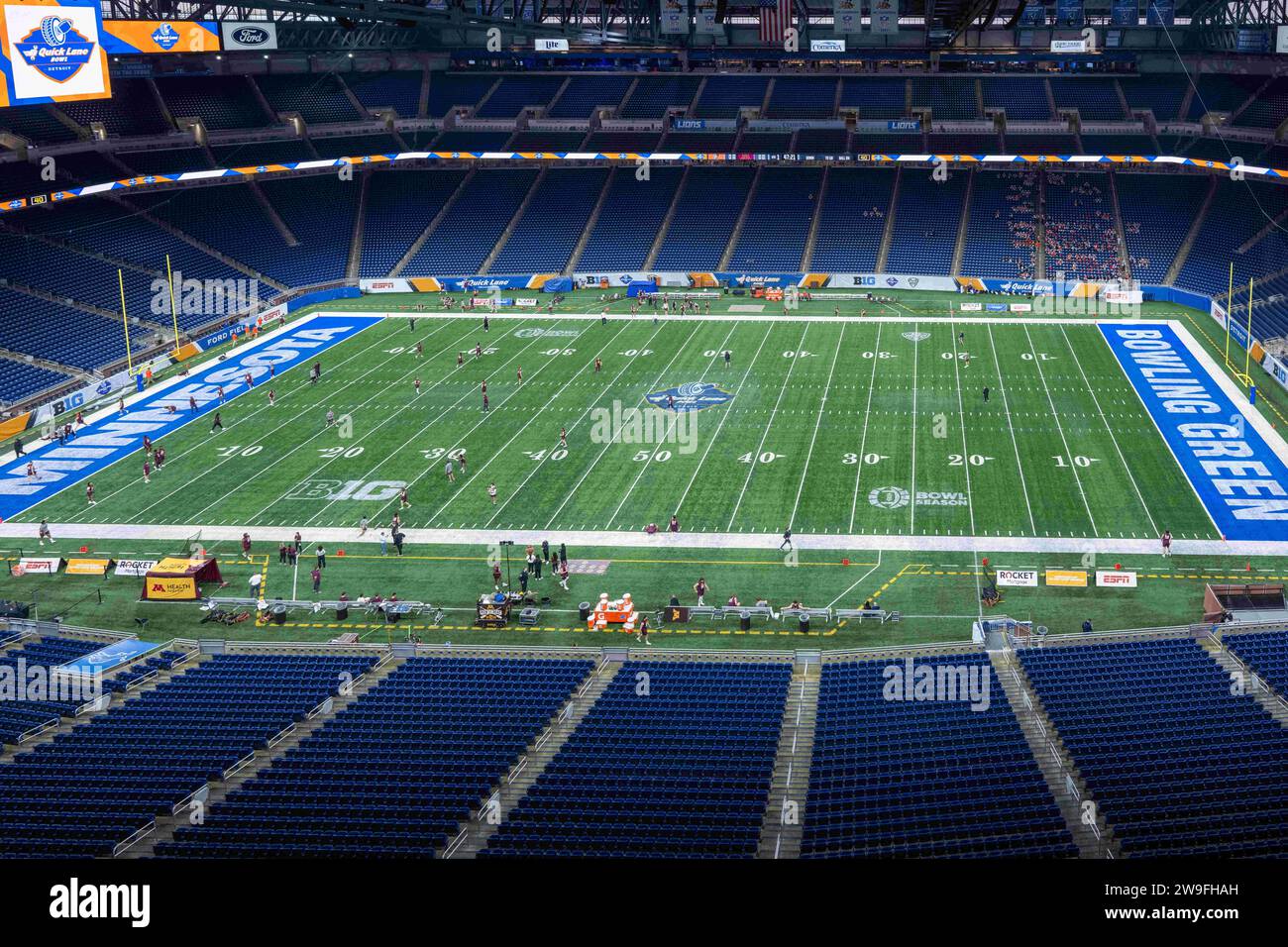 DETROIT, MI - DECEMBER 26: General View of the field before the Quick ...