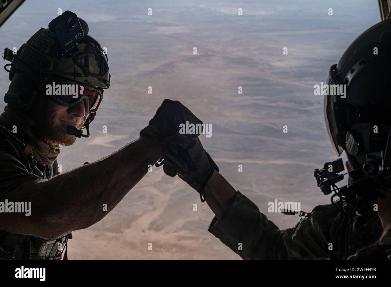 Expeditionary combat command combat camera hi-res stock photography and ...