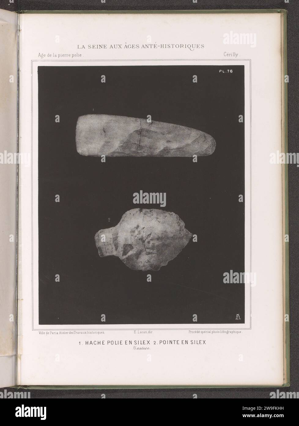 Flint arrowhead prehistoric tool hi-res stock photography and images ...