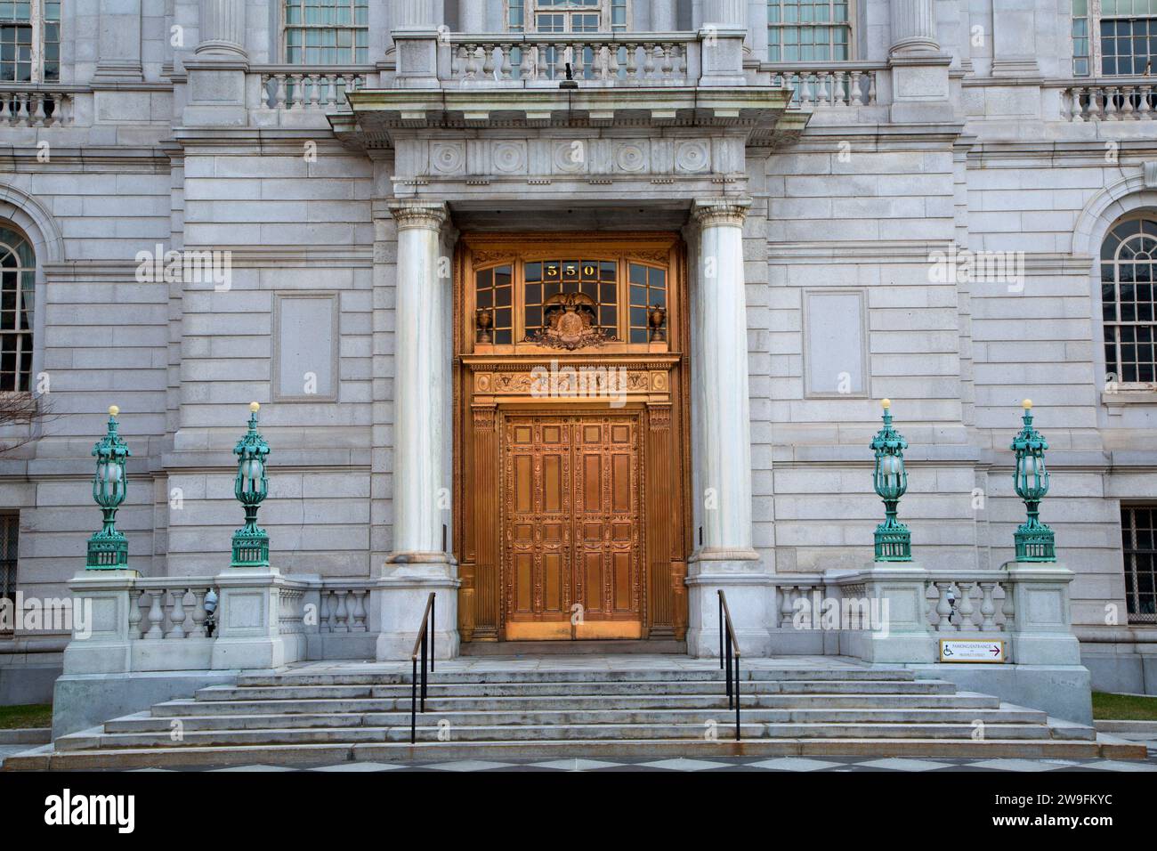 City hall entrance hi-res stock photography and images - Alamy