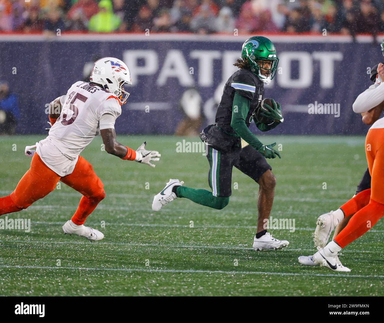 Annapolis, MD, USA. 27th Dec, 2023. Tulane Green Wave WR #5 Yulkeith ...