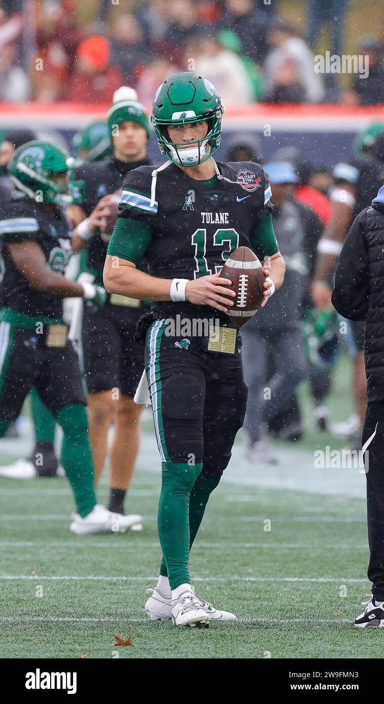 Annapolis, MD, USA. 27th Dec, 2023. Tulane Green Wave QB #13 Justin ...