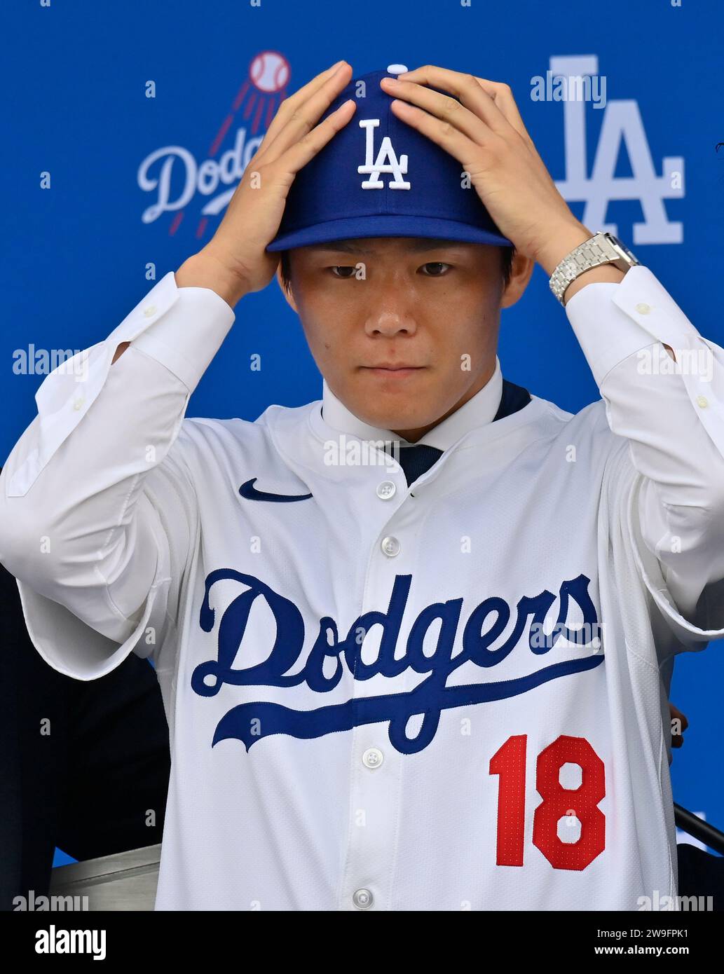 Los Angeles, United States. 27th Dec, 2023. Newly signed Yoshinobu ...