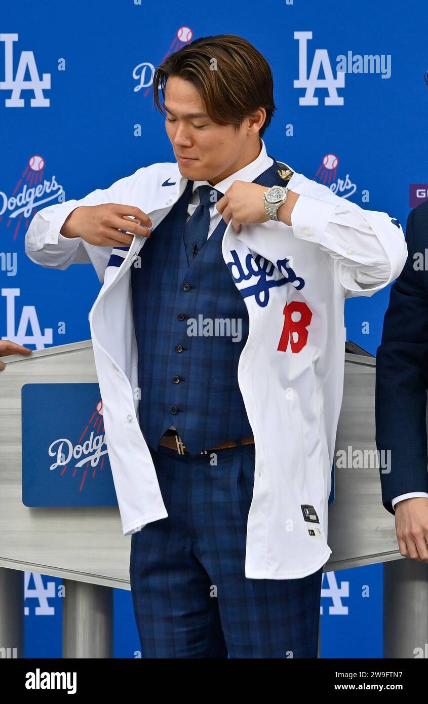 Los Angeles, United States. 27th Dec, 2023. Newly signed Yoshinobu ...