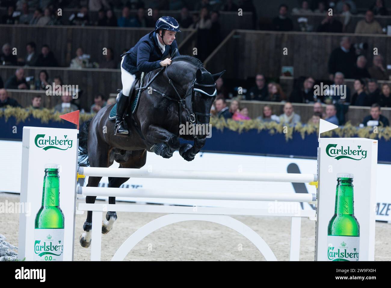 Robert Whitaker of Great Britain with Vermento during the Léon Melchior ...