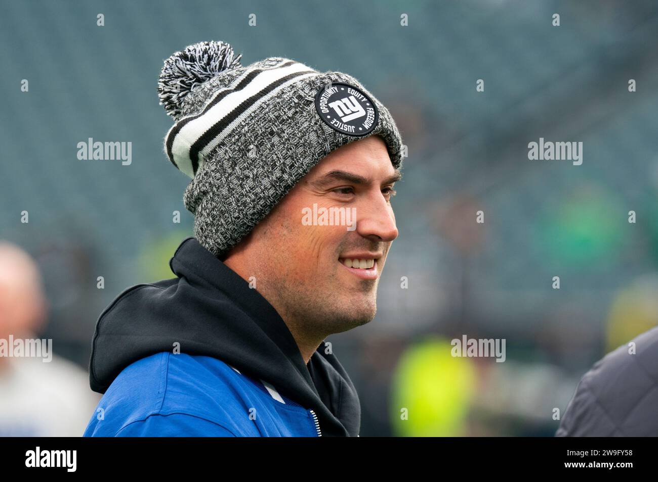 New York Giants offensive coordinator Mike Kafka looks on prior to the ...
