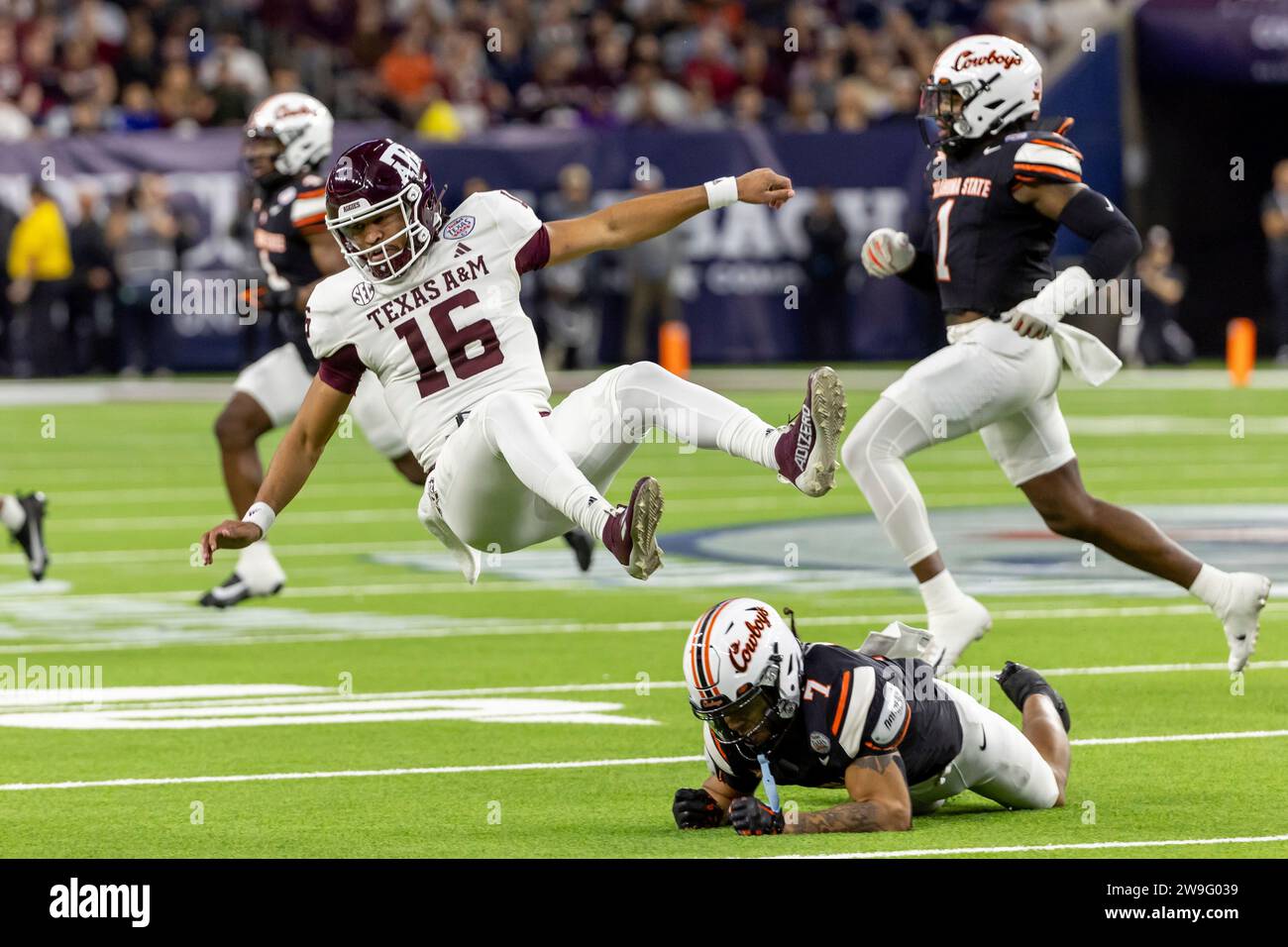 HOUSTON, TX - DECEMBER 27: Texas A&M Aggies quarterback Jaylen ...