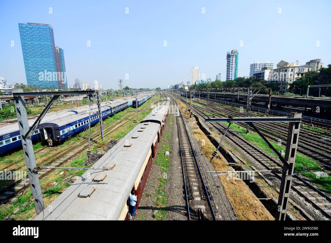 The Ruby business center in Dadar West, Mumbai, India Stock Photo - Alamy