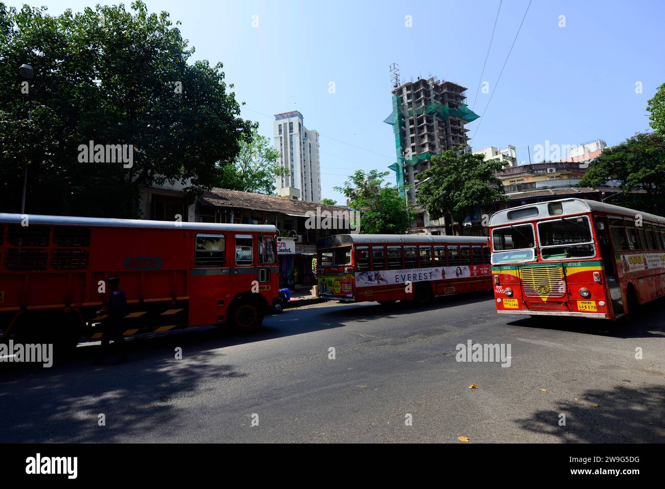 Maharashtra public transport hi-res stock photography and images - Alamy