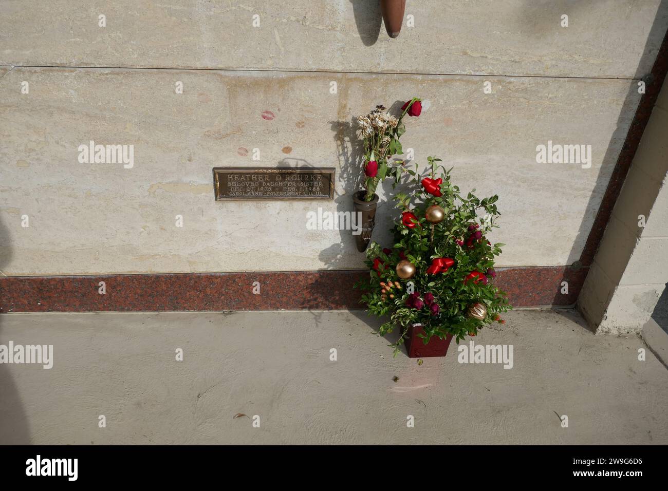Los Angeles, California, USA 27th December 2023 Actress Heather ...