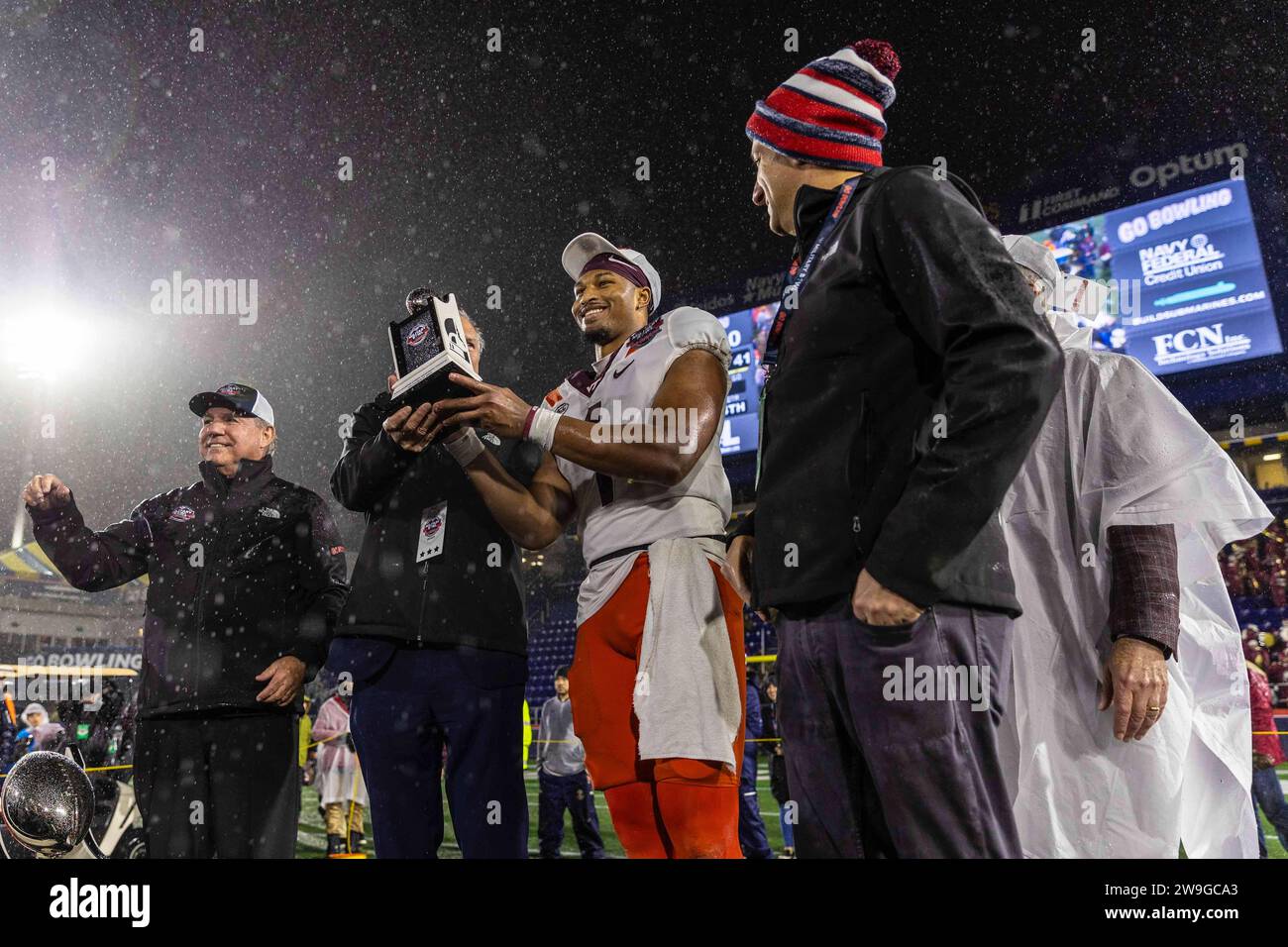 Annapolis, MD, USA. 27th Dec, 2023. Virginia Tech Hokies quarterback ...