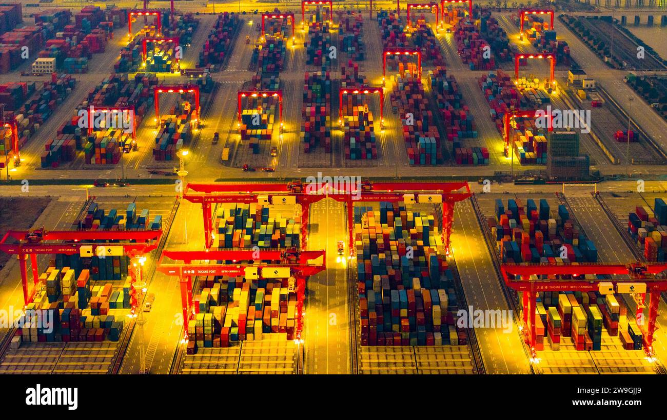 Aerial photo shows the busy Taicang Port in Taicang City, east China's ...