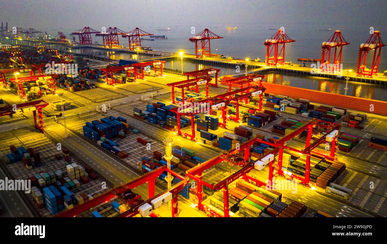Aerial photo shows the busy Taicang Port in Taicang City, east China's ...
