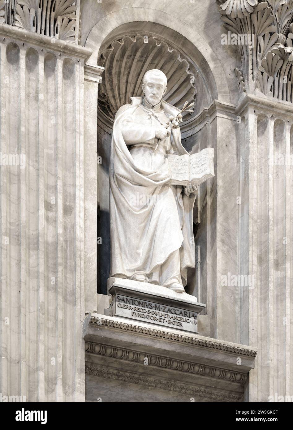 Statue in memory of St Anthony Zaccaria ; St Peter's basilica, Vatican ...