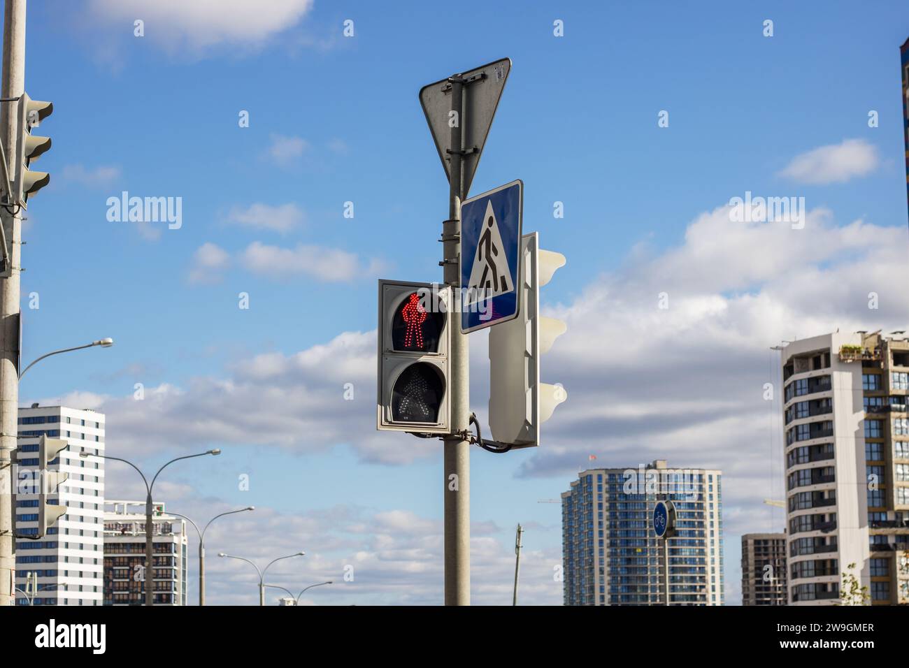 Pedestrian led traffic light hi-res stock photography and images - Alamy