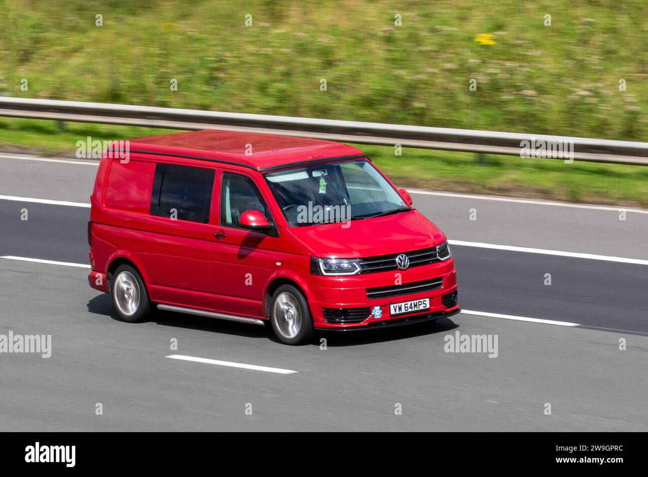 2014 Red VW Volkswagen Transporter T28 Startline Tdi 102 SWB LCV Panel ...