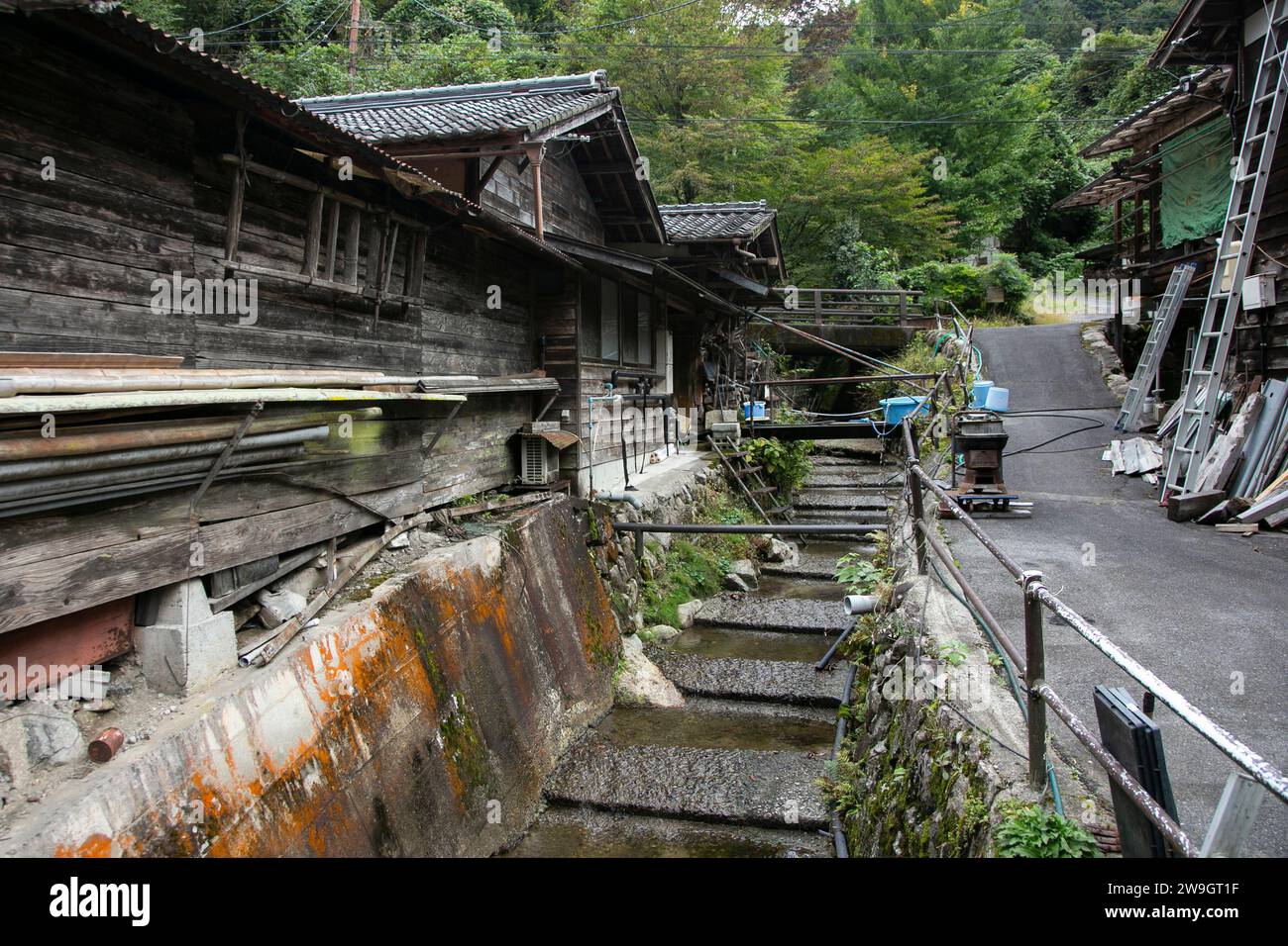 Old japanese trail hi-res stock photography and images - Alamy