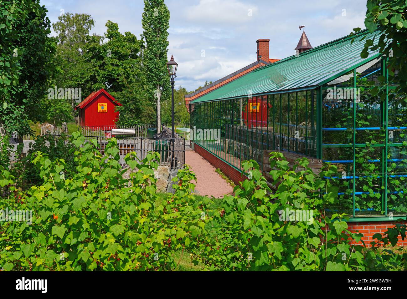 HVITSTEN, NORWAY -3 JUL 2023- View of the Ramme Fjordhotell, a Classic ...