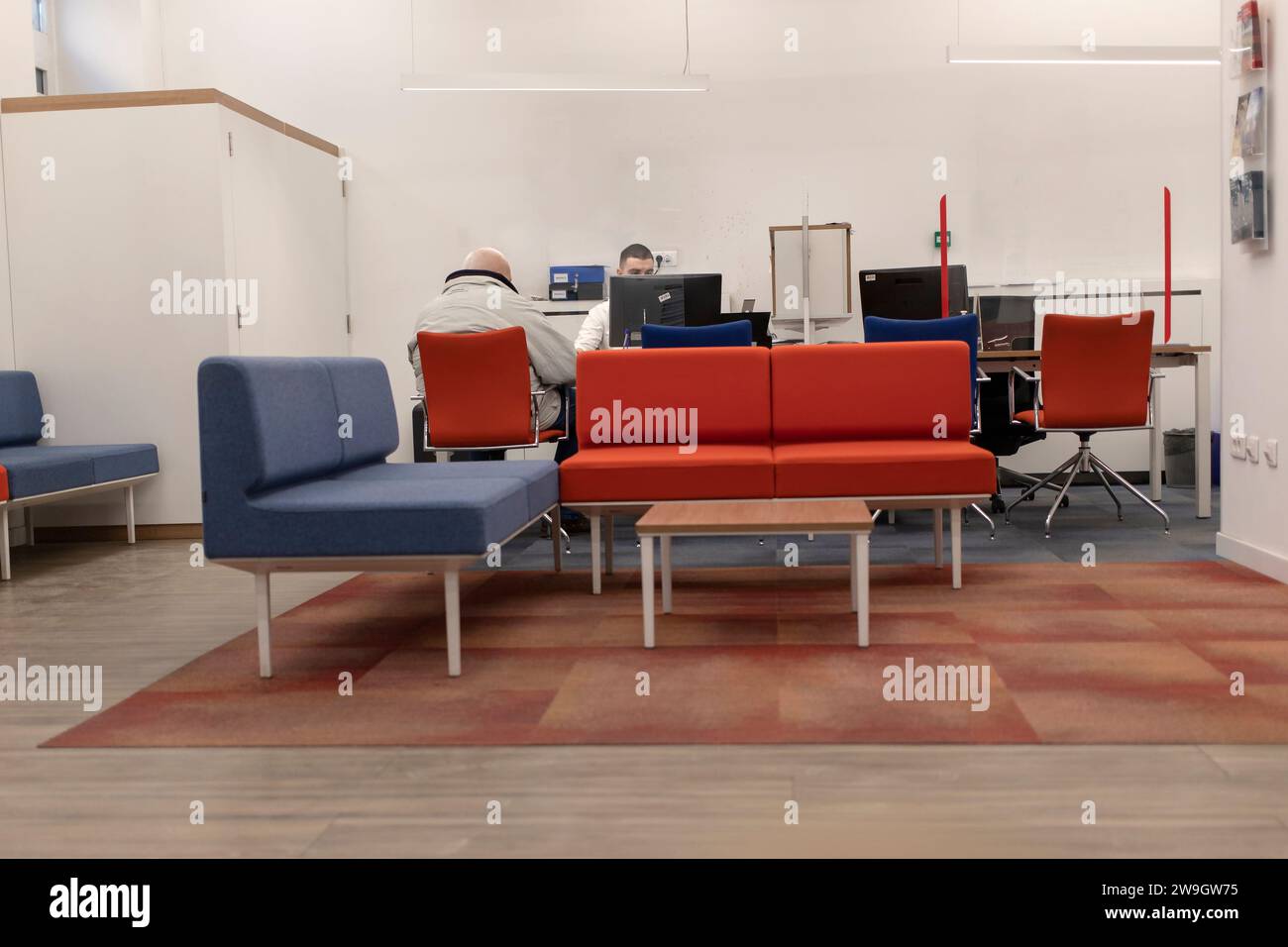 Clerk help counter design hi-res stock photography and images - Alamy