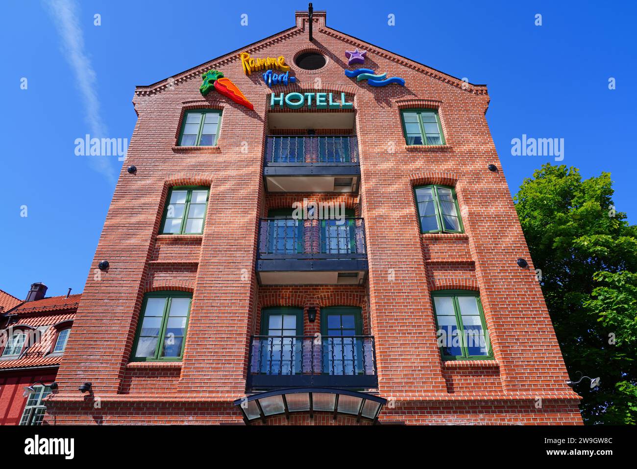 HVITSTEN, NORWAY -3 JUL 2023- View of the Ramme Fjordhotell, a Classic ...