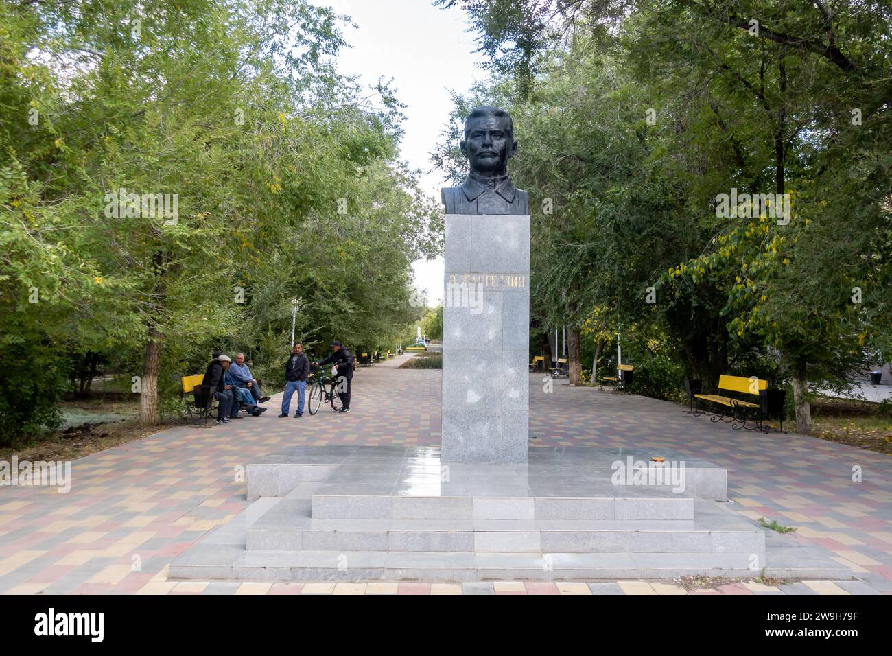 Monument bust sculpture to E Zhangeldin, Kazakh revolutioner and ...