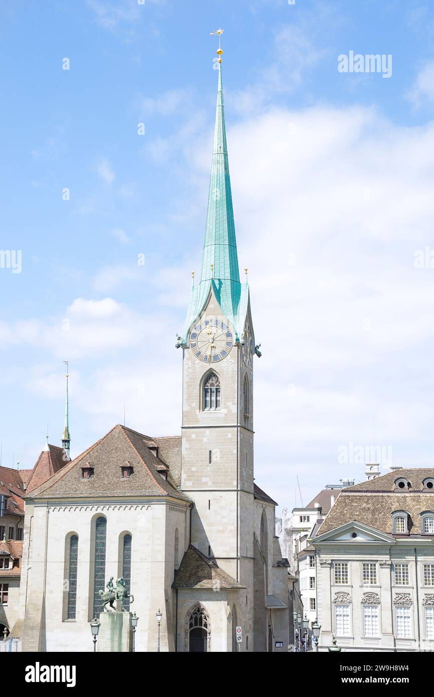 View of the historic city center with famous Fraumünster Church ...