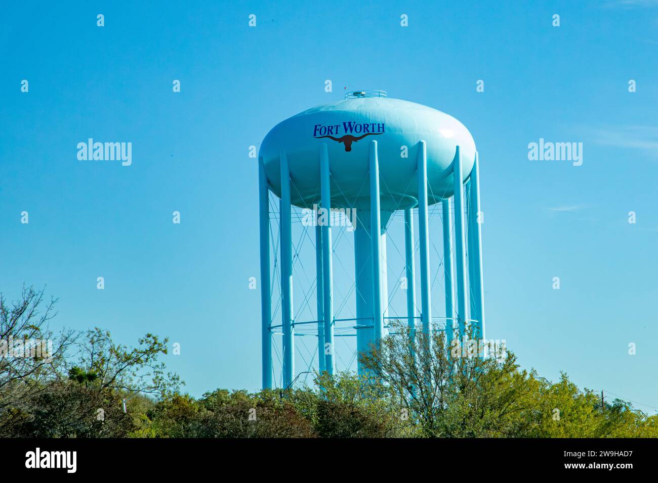 water tank and tower in Fort Worth with the typical longhorn under the ...