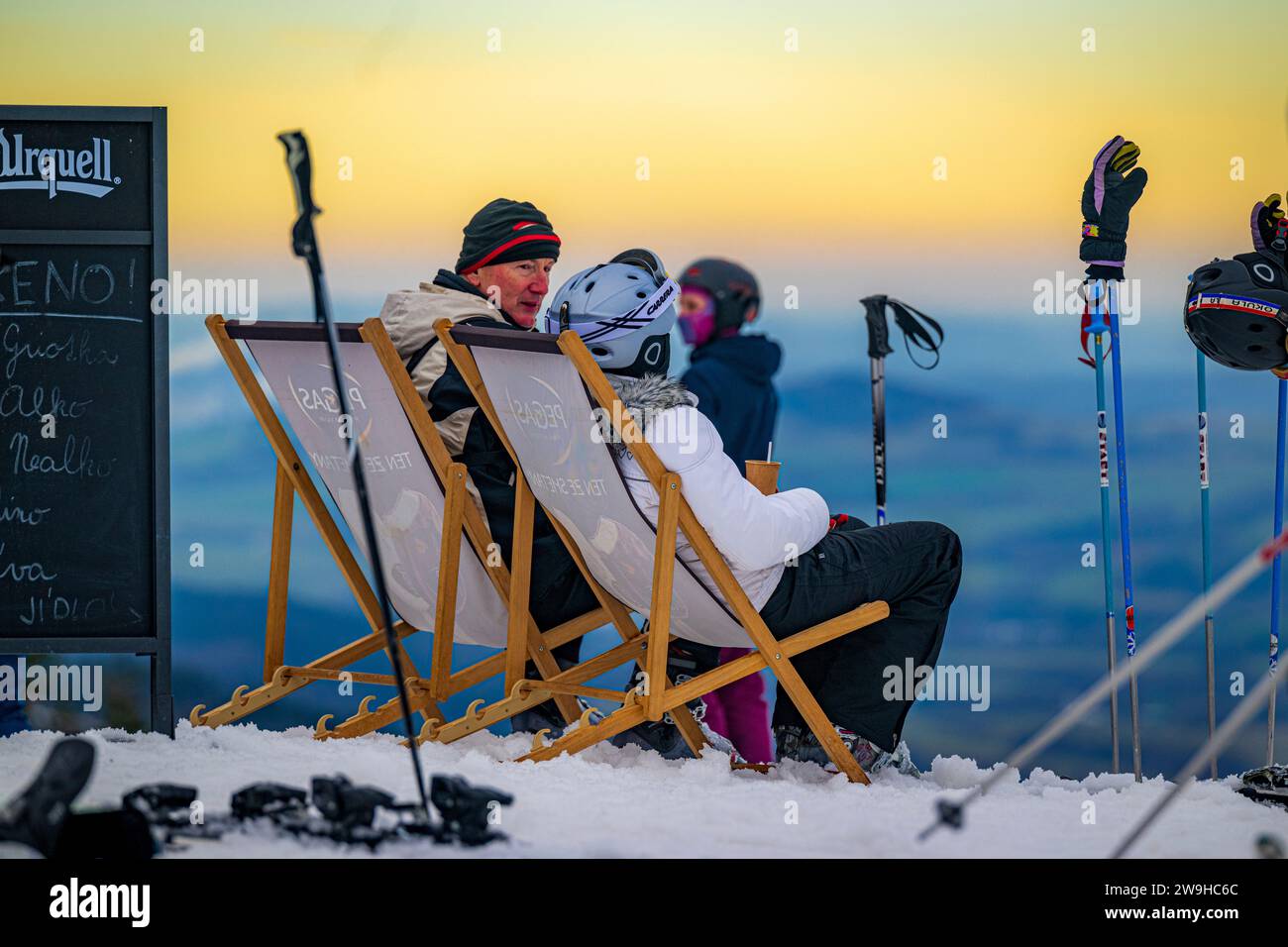 Liberec, Czech Republic. 28th Dec, 2023. Skiers in Ski Resort Jested ...