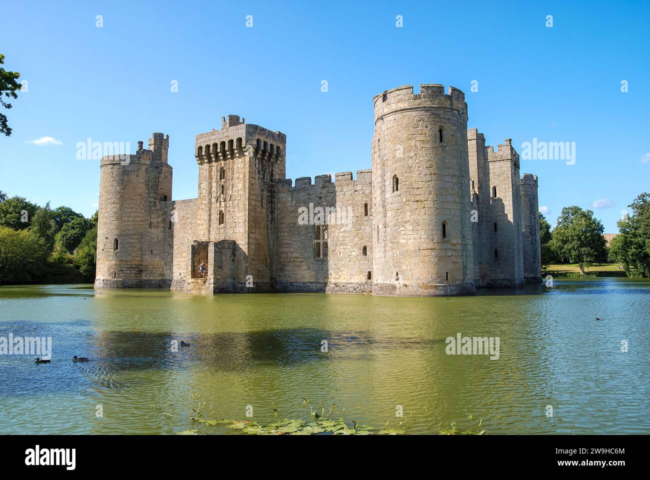 Bodiam Castle and moat, East Sussex, England, UK Stock Photo - Alamy