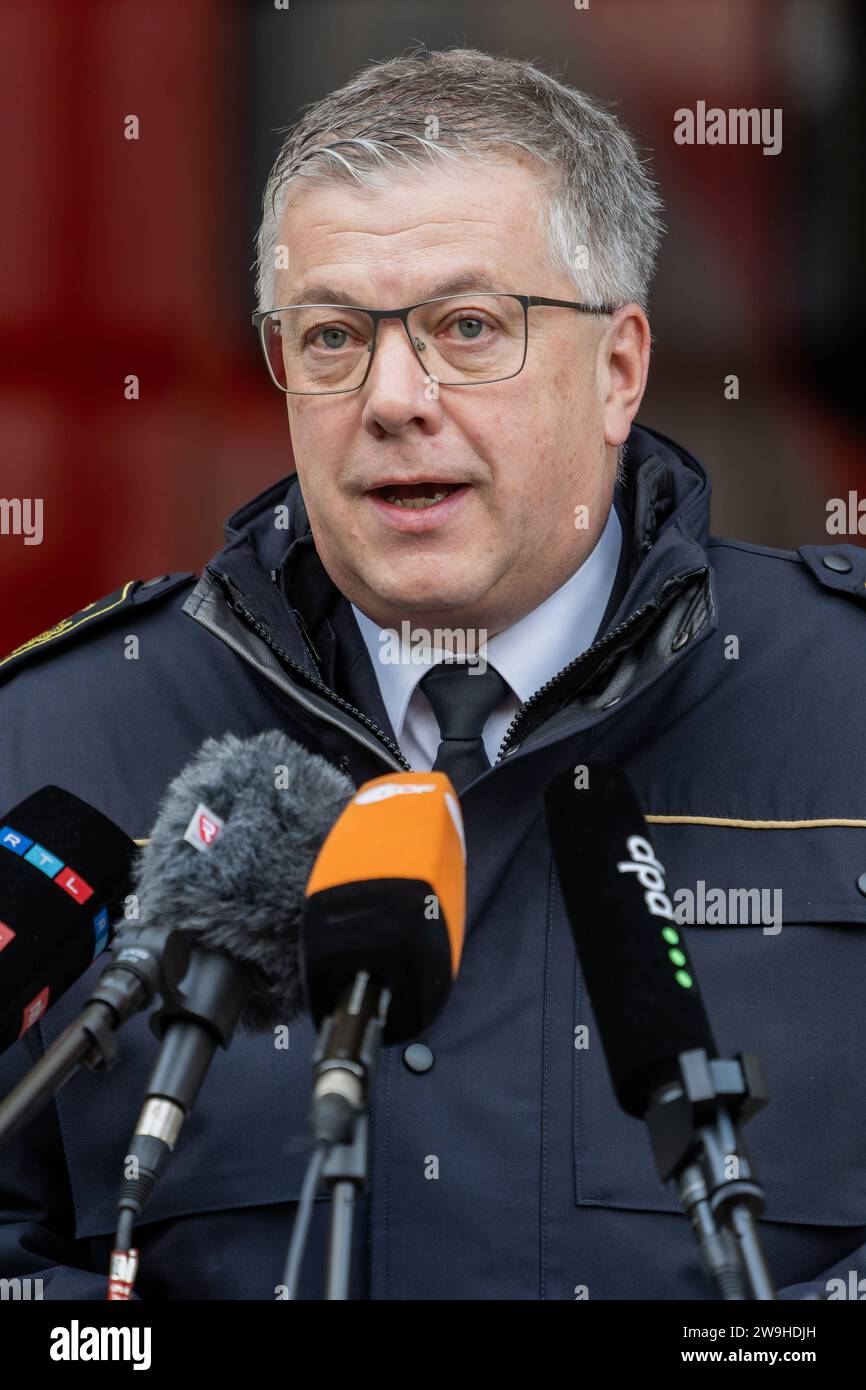 28.12.2023,Berlin,GER, - Pressekonferenz der Berliner Feuerwehr zum ...