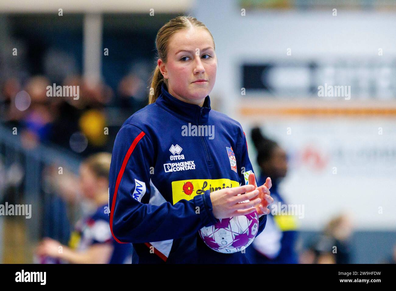 Blomberg, Deutschland. 27th Dec, 2023. Ann Kynast (HSG Blomberg-Lippe ...
