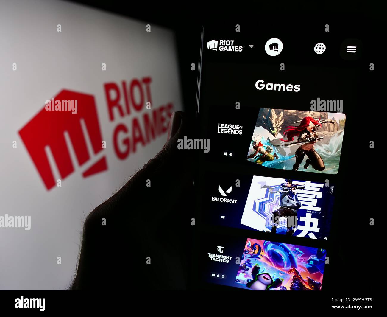 Teamfight tactics hi-res stock photography and images - Alamy