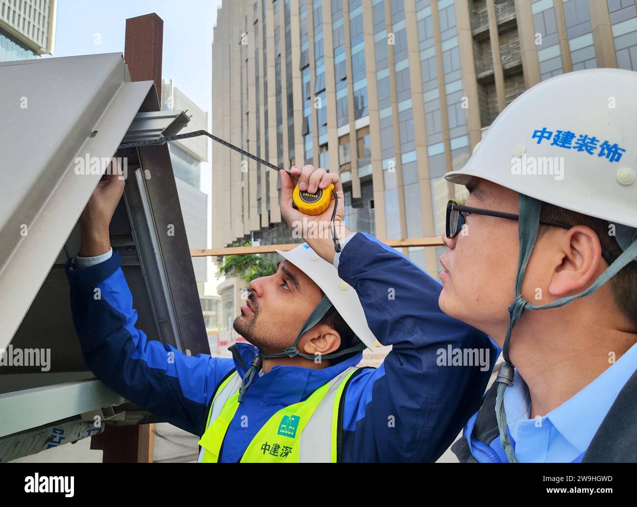Ahmed mohamed and his clock hi-res stock photography and images - Alamy