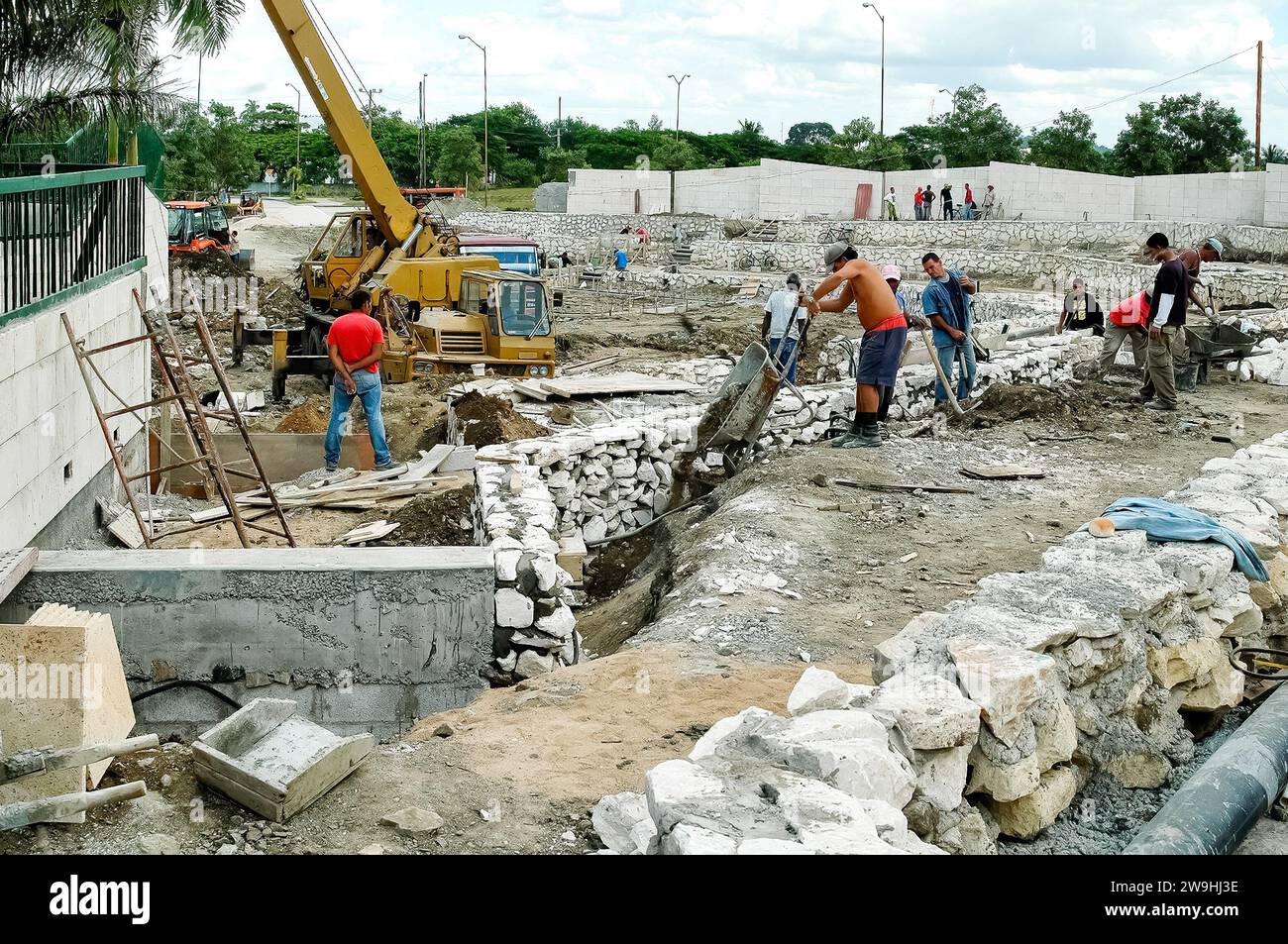 Construction workers monument hi-res stock photography and images - Alamy