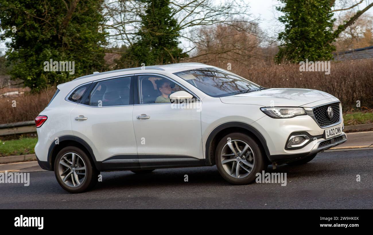 Milton Keynes, UK - Dec 28th 2023: 2022 white MG HS Excite car driving ...