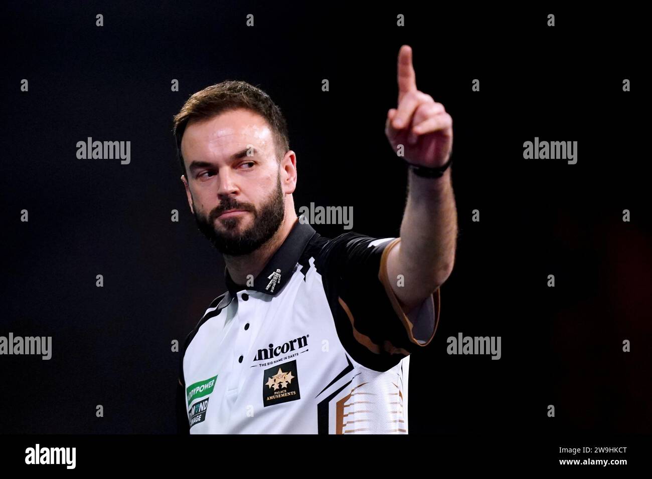Ross Smith reacts during his match against Chris Dobey on day eleven of ...