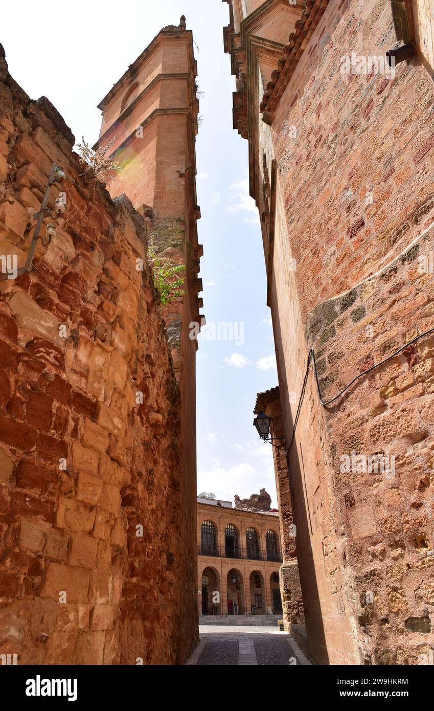 Torres del reloj hi-res stock photography and images - Alamy
