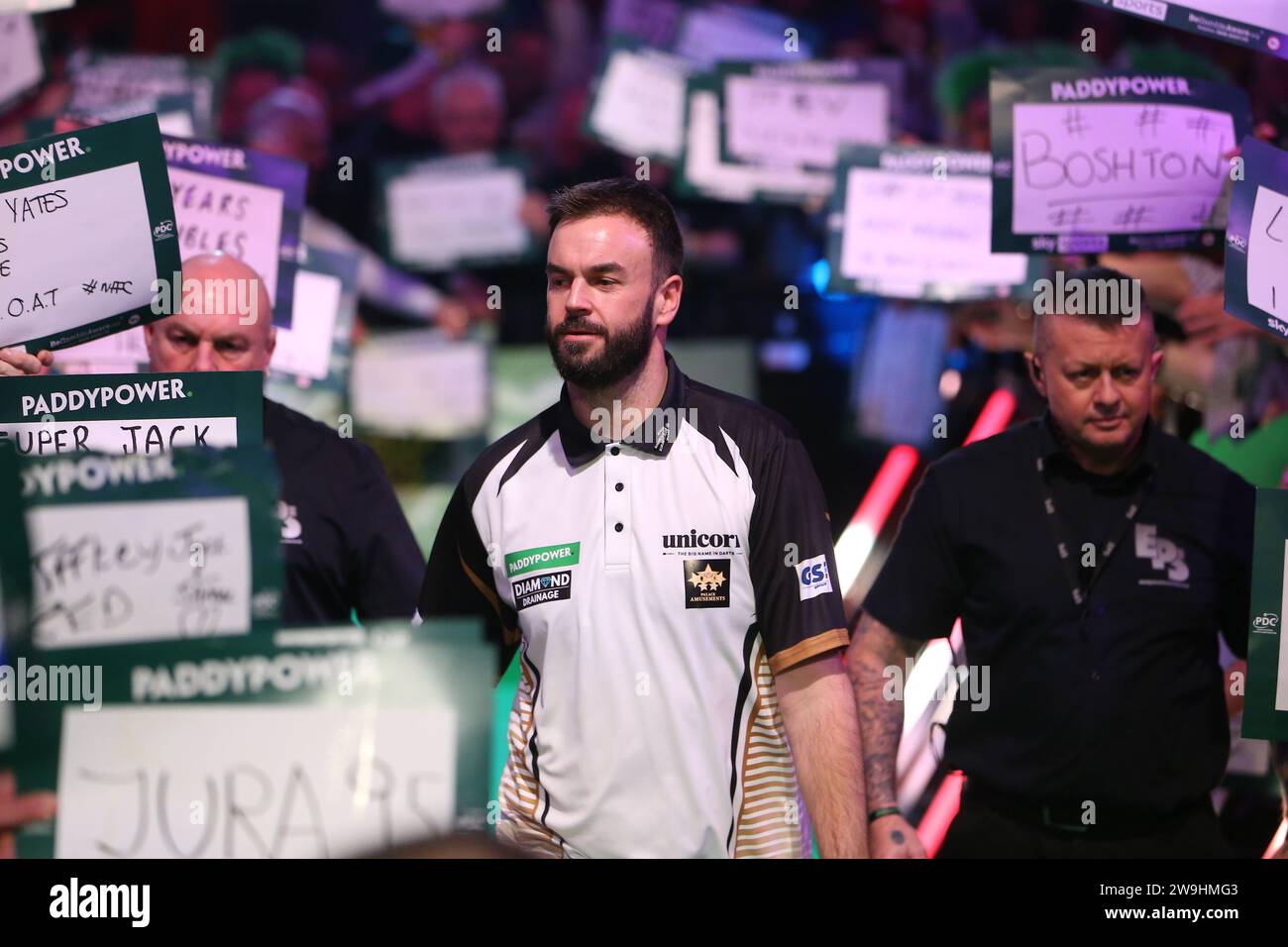 Alexandra Palace, London, UK. 28th Dec, 2023. 2023/24 PDC Paddy Power ...