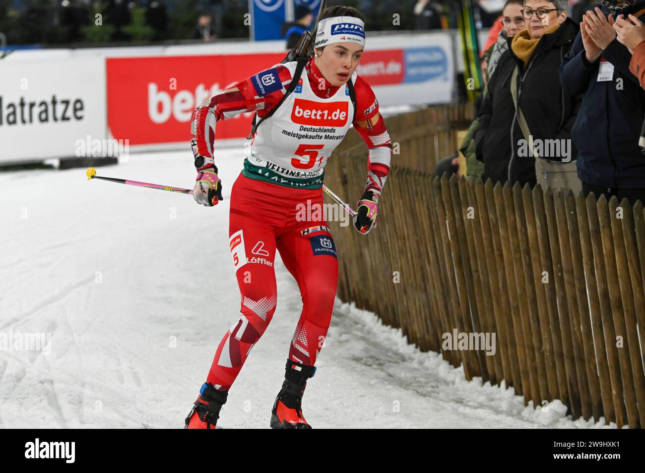 Gelsenkirchen, Deutschland. 28th Dec, 2023. Anna Andexer (Team ...