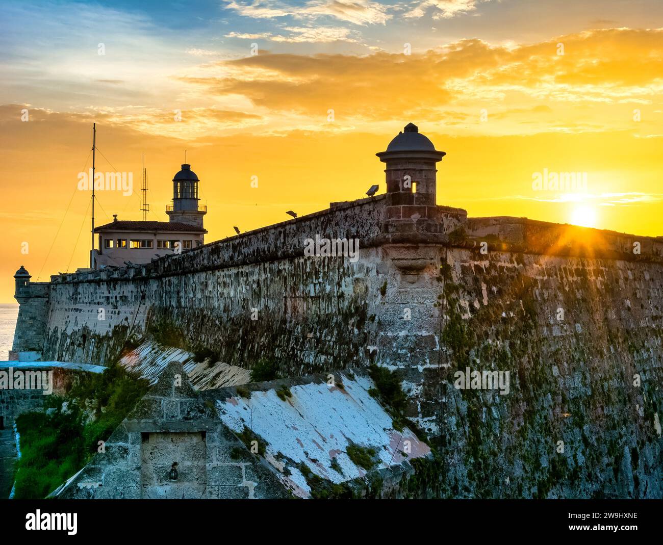 Sunset in the Spanish colonial fortress named 'El Morro' in Havana city ...