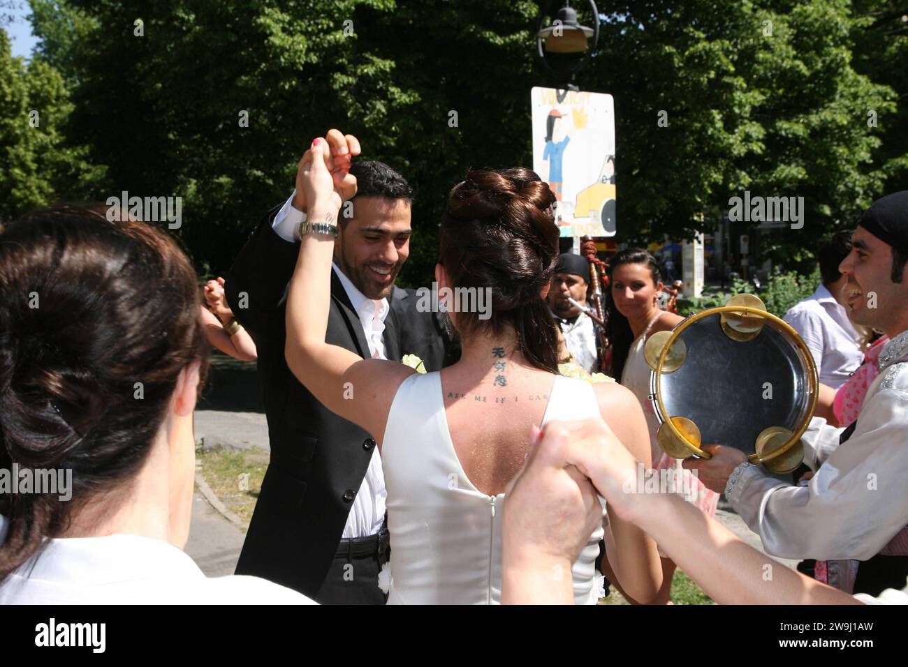 Hochzeit von Bushido 33 / Anis Mohamed Youssef Ferchichi und seine schwangere Freundin Anna ...