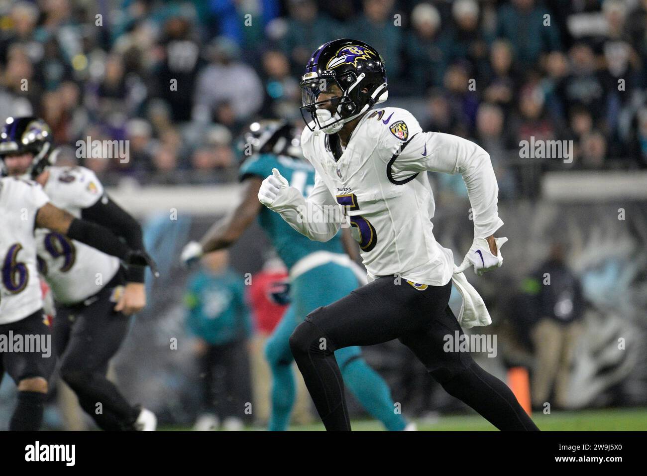 Baltimore Ravens cornerback Jalyn Armour-Davis (5) follows a play ...