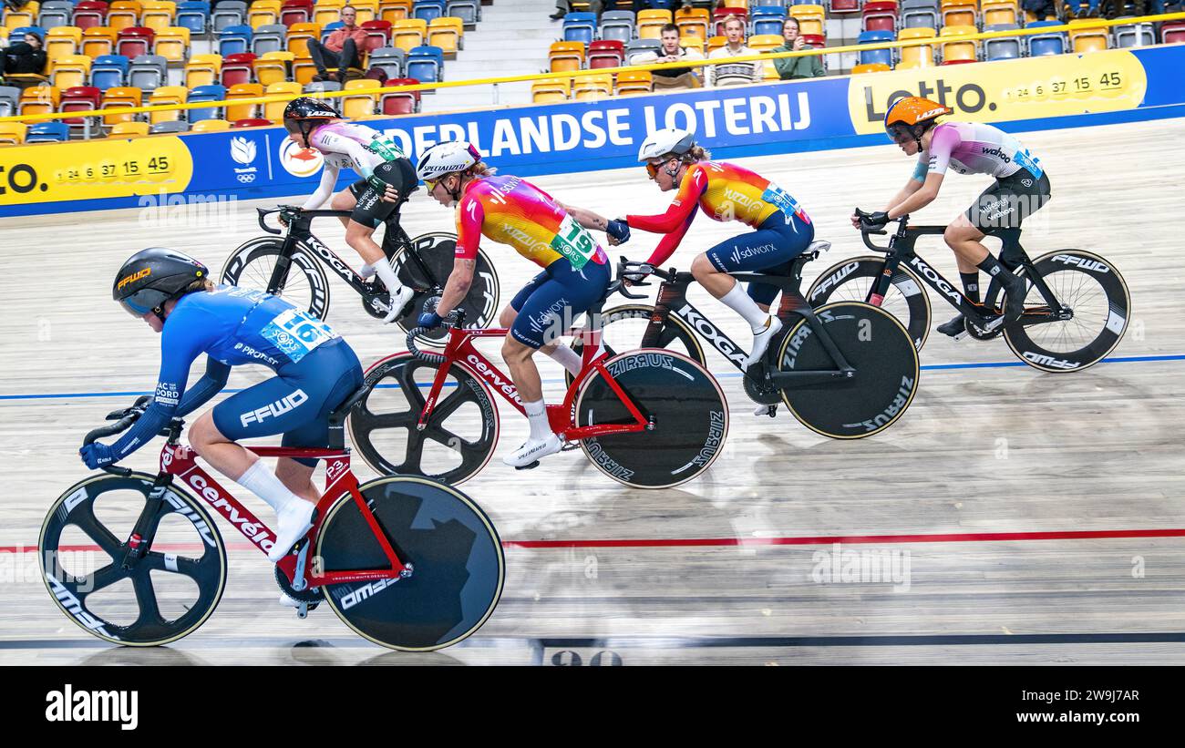 Cycling in pairs hi-res stock photography and images - Alamy