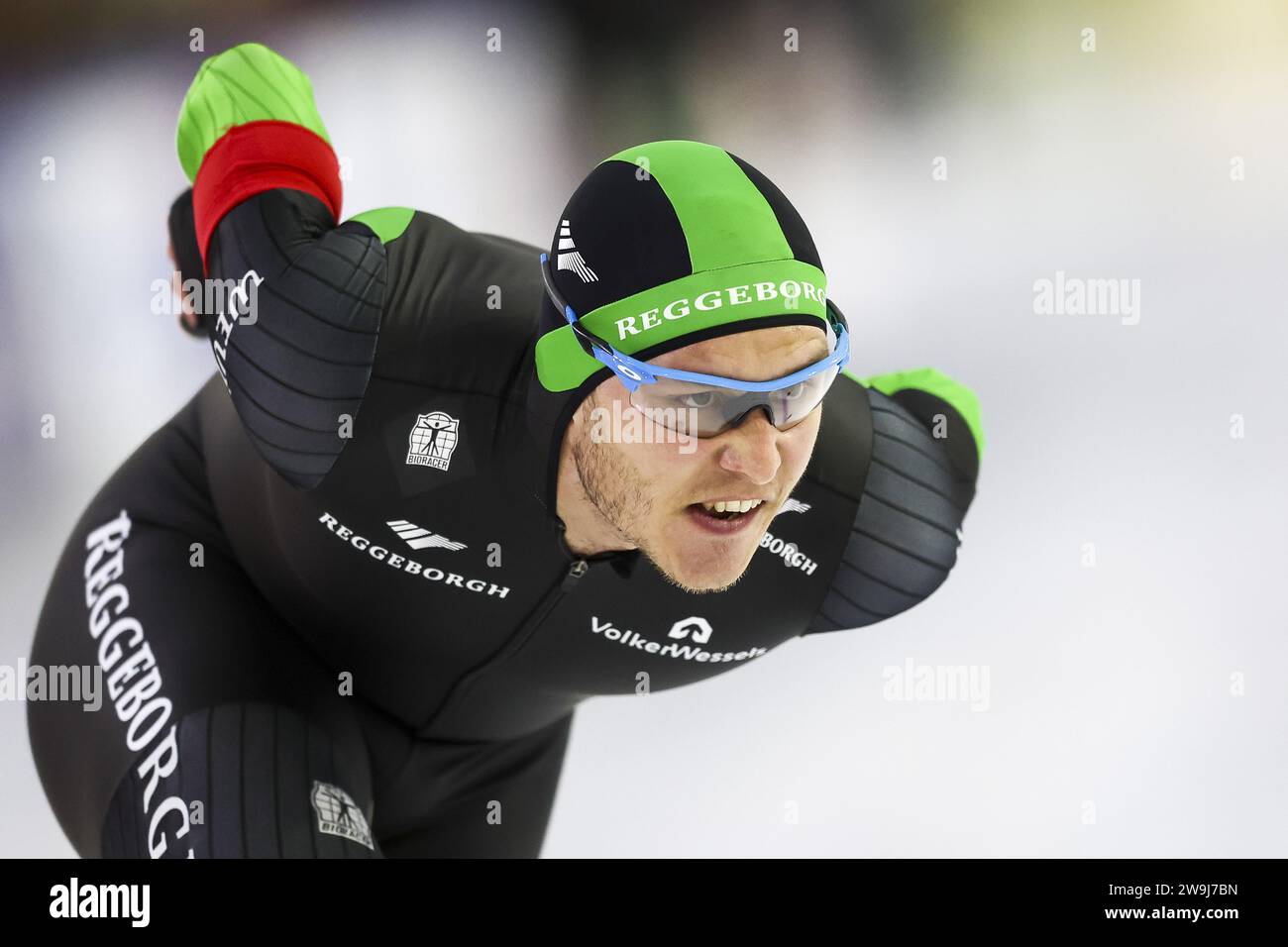 HEERENVEEN - Marcel Bosker in action on the 5000 meters during the ...
